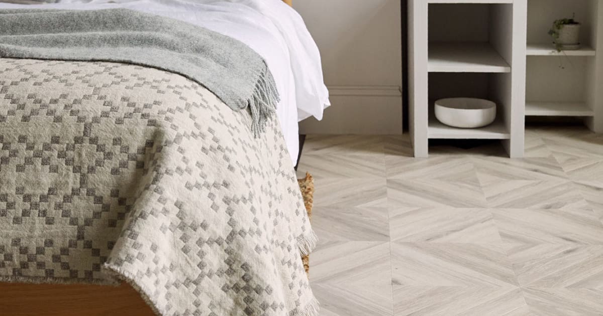 Gable Parquet Small DC503 | Beautiful design floors in Amtico Signature ...