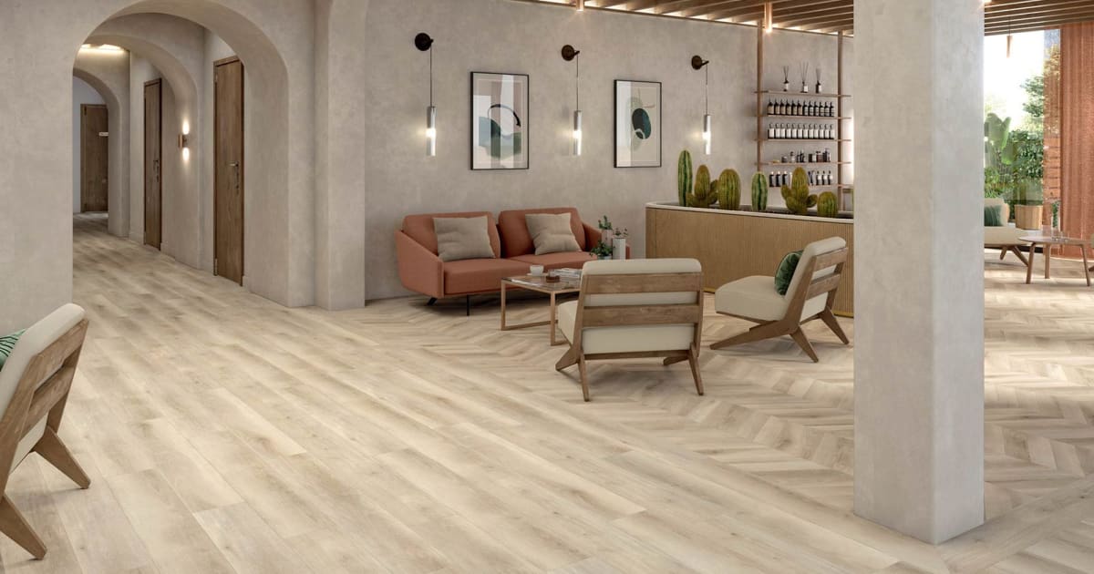 Clowes Oak AR0W8650 | Commercial LVT Flooring from the Amtico Signature ...