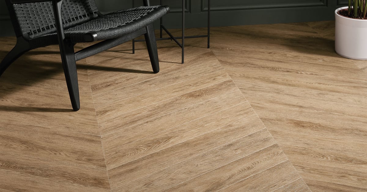 Halcyon Pleat DC423 | Beautiful design floors in Amtico Signature LVT ...