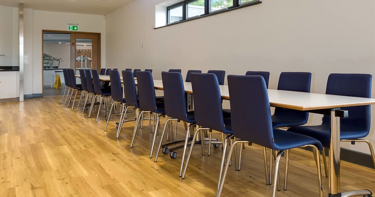 Fresh Oak AR0W7440 | Amtico Commercial LVT Flooring from the Signature ...