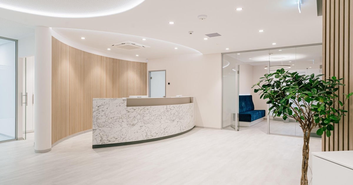 A Caring Approach to Floors in Healthcare Settings - Amtico Commercial