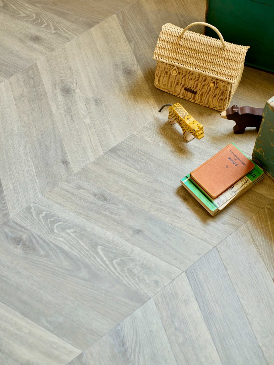 Chevron DC528 | Beautiful design floors in Amtico Signature LVT for ...