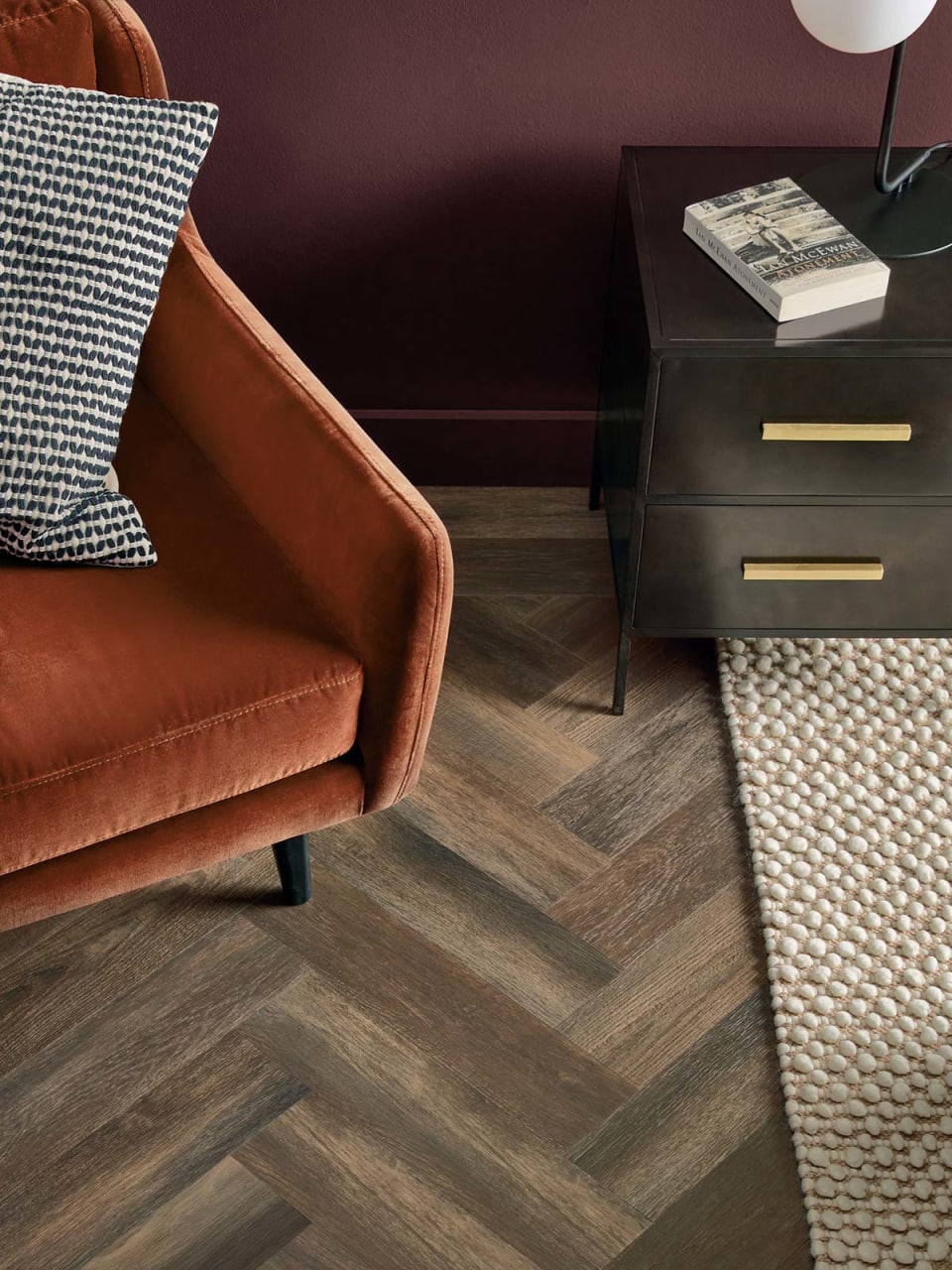 Tay Oak AR0W8900 | Commercial LVT Flooring from the Amtico Signature ...