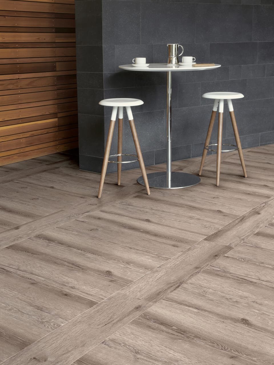 Chateau Oak AR0W7980 | Amtico Commercial LVT Flooring from the ...