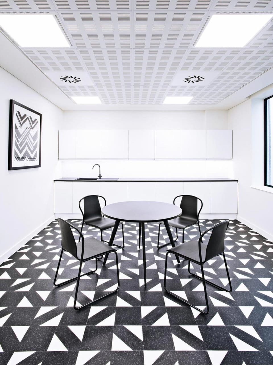 Glint Orb AR0AGG11 | Amtico Commercial LVT Flooring from the Signature ...